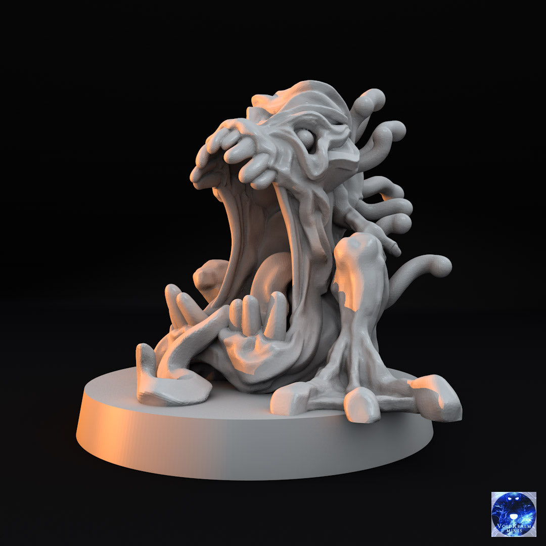 Starspawn Duster Tabletop Miniature - QuestBourne